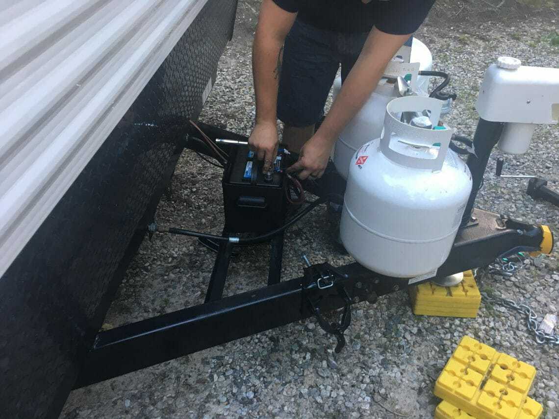 How to Change Out Your Manual Jack for a Power Jack - Your RV Lifestyle